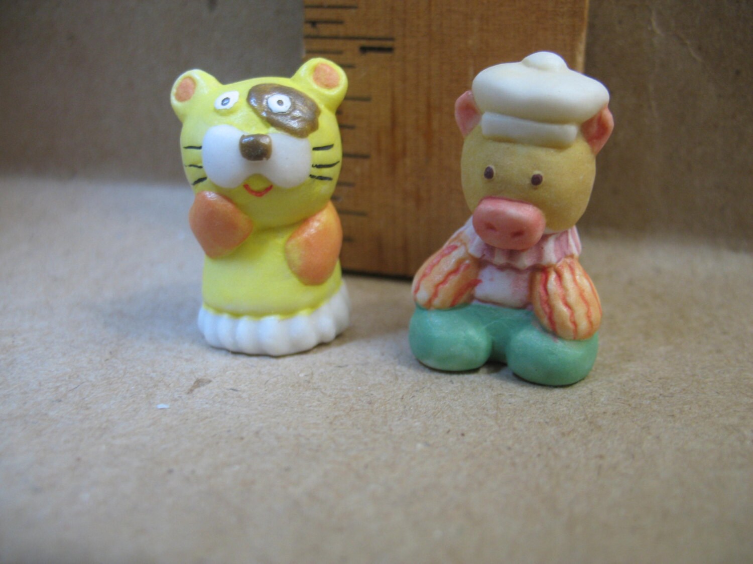 Tiny Cat & Pig looks like Marzipan Candy Set of 2 figures | Etsy