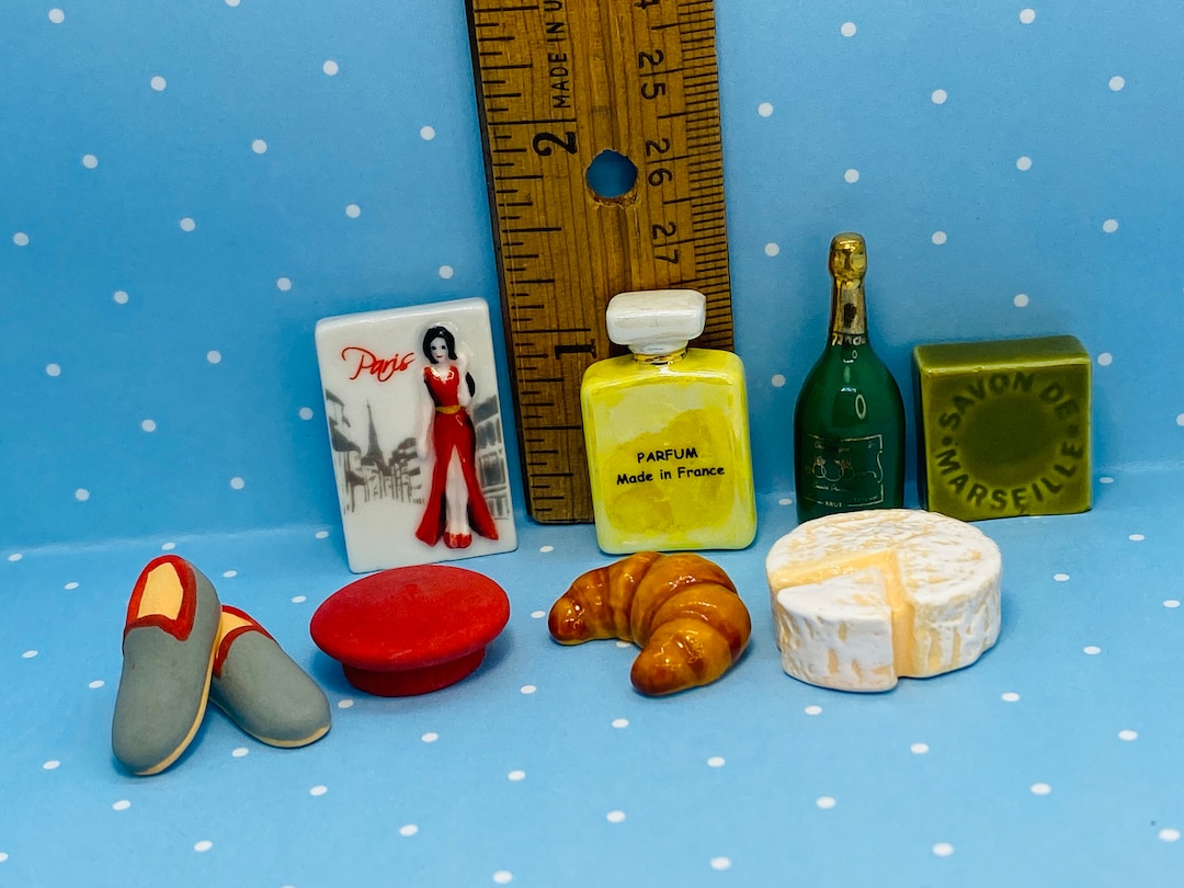 SOUVENIRS of PARIS France Icons Champagne Fashion Perfume Cheese Beret ...