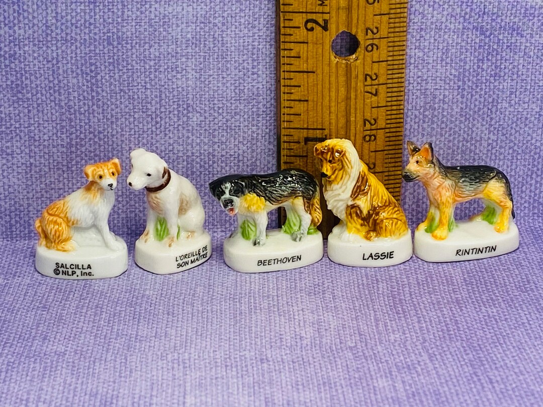 Famous Dogs From Movies Lassie Rintintin St Bernard Collie Shepherd ...