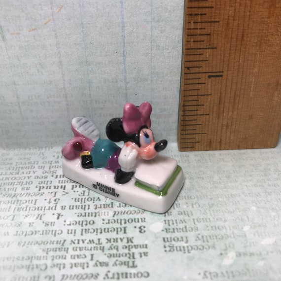 Disney's MINNIE MOUSE Reading a Book Reader French Feve | Etsy