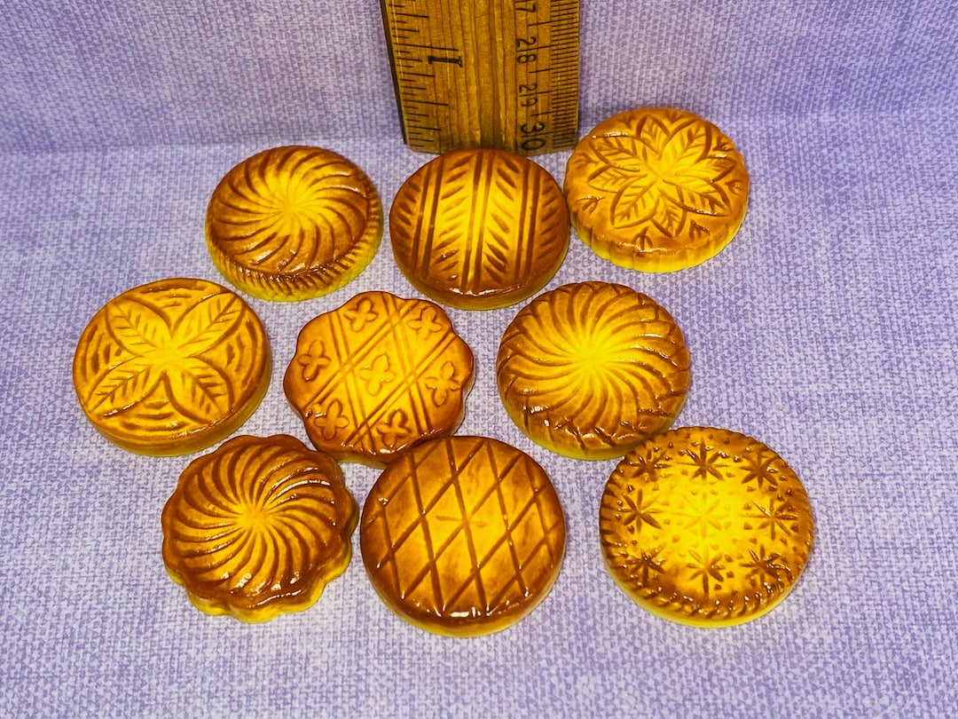 Traditional French KING CAKES Pastry Gateau Galette Des Rois Epiphany ...