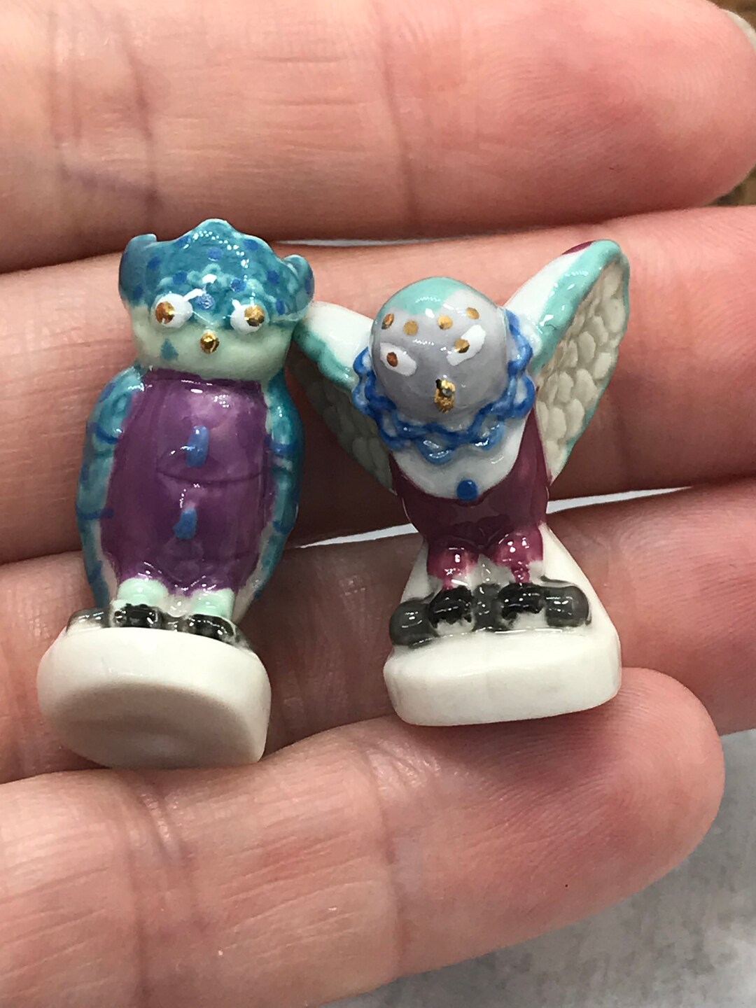 CLEARANCE HEAVENLY OWLS Pair Wise Old Barn Owl Wood Hoot Blue Aqua Hand ...
