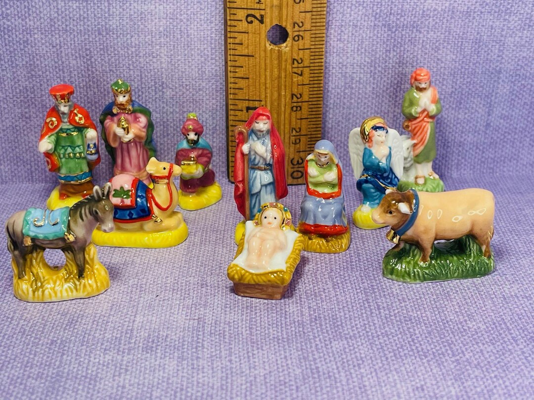 Sacred Stable NATIVITY Tiny Porcelain Set 11 Pcs Elegant Creche Baby ...