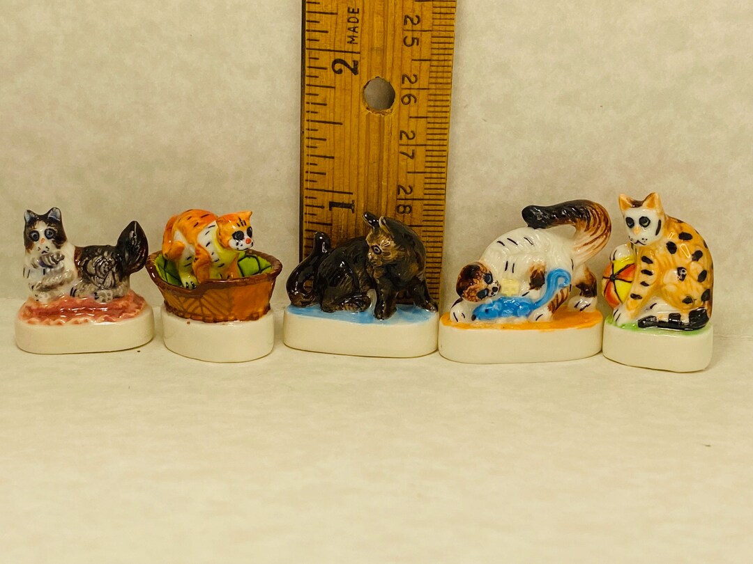 Vintage CAT Kitty Kitten Breed Cats Hand Painted French Feve Feves ...