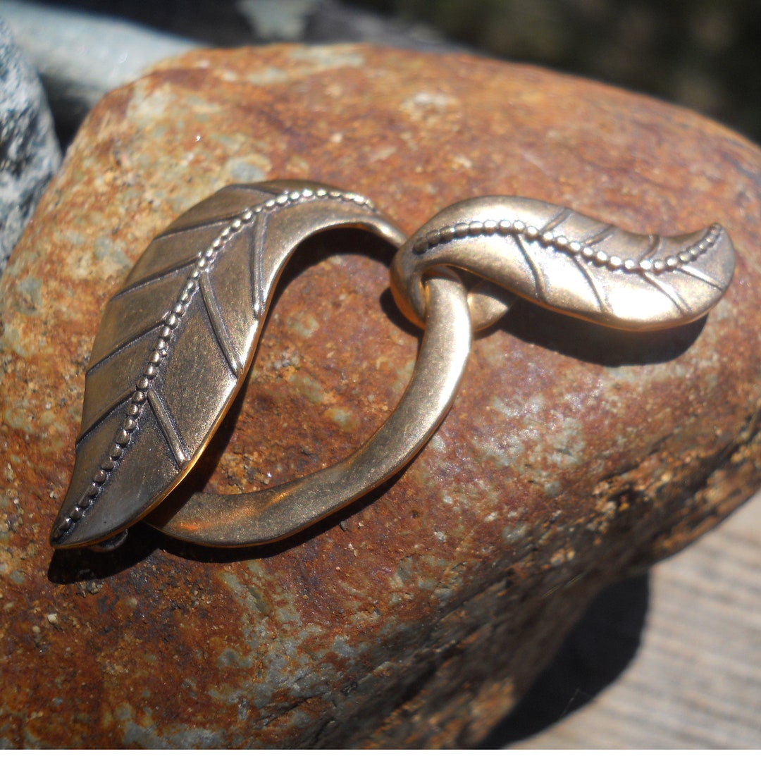 Hook and Eye Bronze Clasp, CL175B, Large Leaf Small Leaf Clasp, Size ...