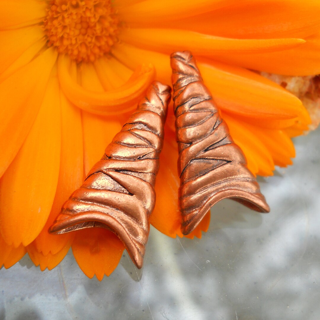 Large Solid Copper Cones With Design, CA303CU, Size: 25 Mm X 13 Mm or ...