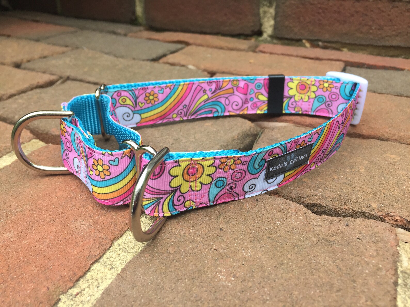 1 Groovy Rainbows Collar - Etsy