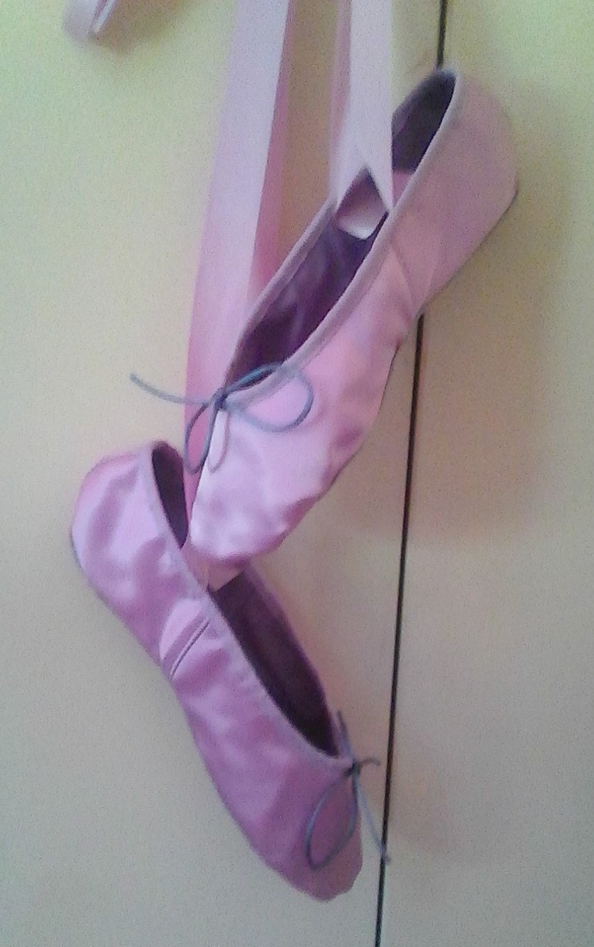 Light Purple Satin Ballet Slippers in Children's Sizes | Etsy