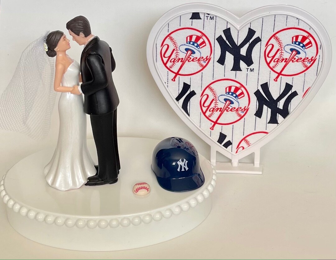 Wedding Cake Topper New York Yankees Baseball Themed Short-haired Bride ...