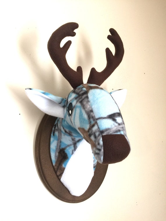 Plastic Animal Head Mounts