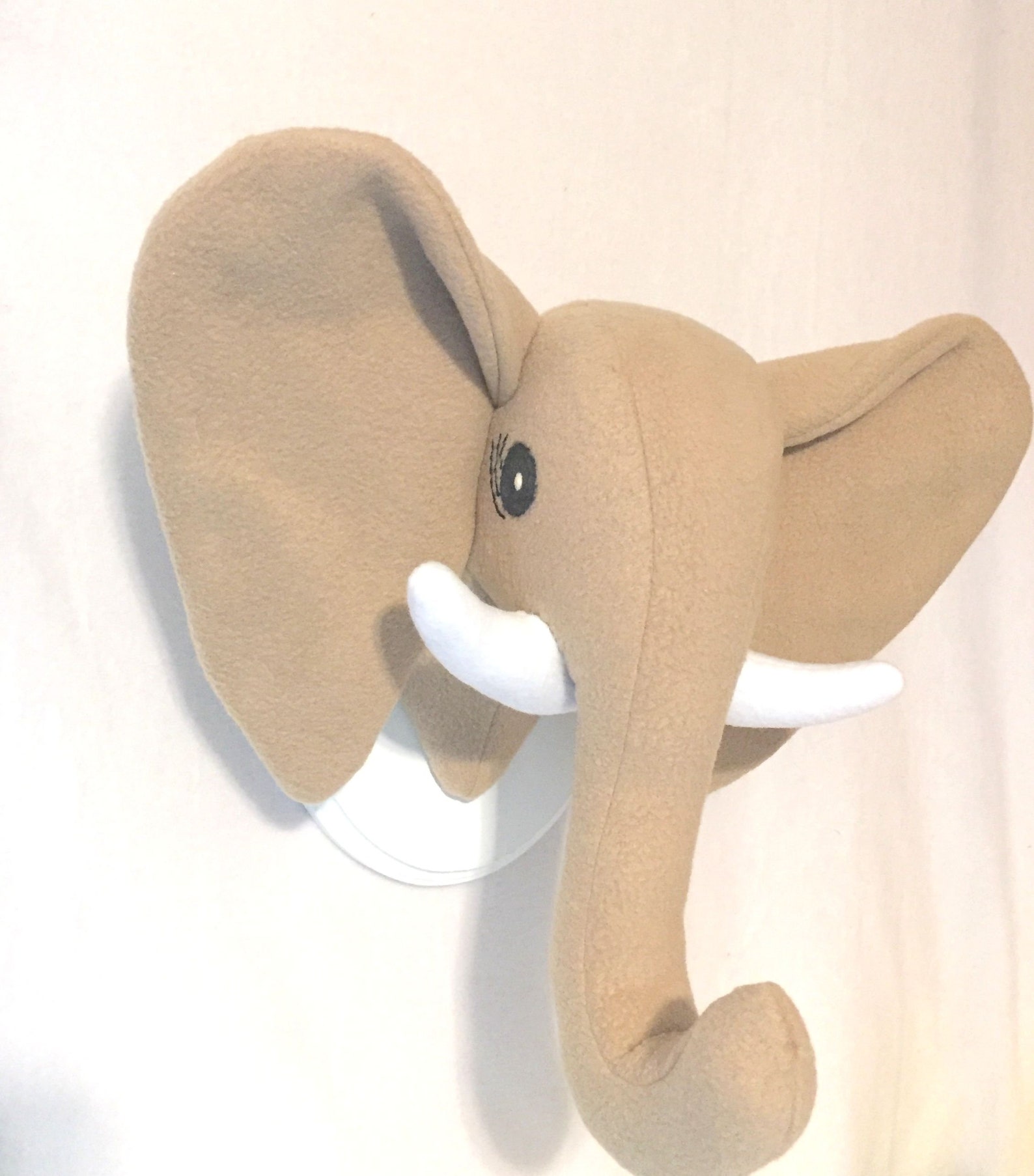 Safari Animals Heads Nursery Wall Decor / Stuffed Animal Heads - Etsy