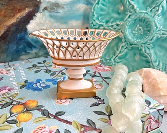 Pedestal Compote Bowl - Etsy