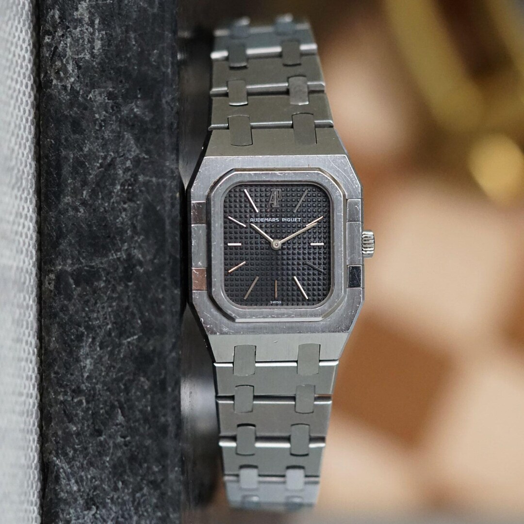 Audemars Piguet Royal Oak Ref. 66010ST Steel Women’s 25 Mm Rectangle ...