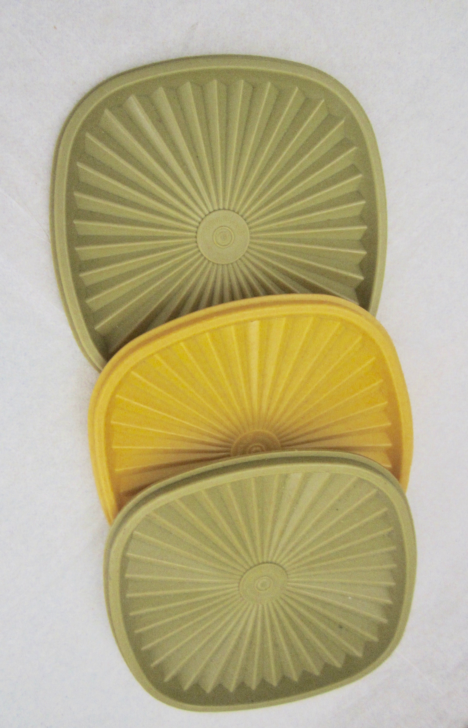Vintage Tupperware Canister Lids Vintage TRIO Replacement Tupperware ...