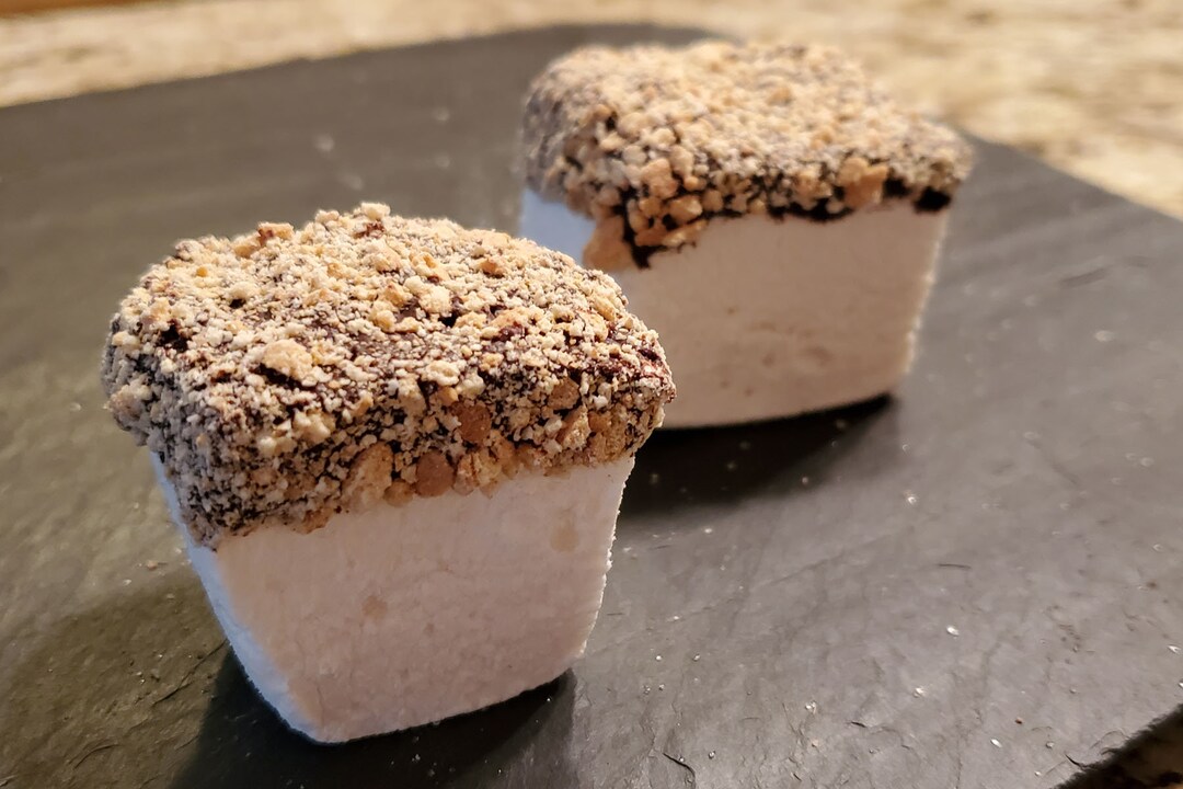 S'mores Mallow Marshmallows - Vanilla Marshmallow, Dark Chocolate, and ...