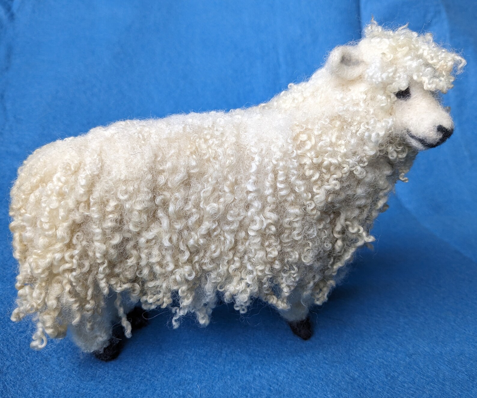 Needle Felted Cotswold Sheep Ornament: 3D Wool Sculpture - Etsy