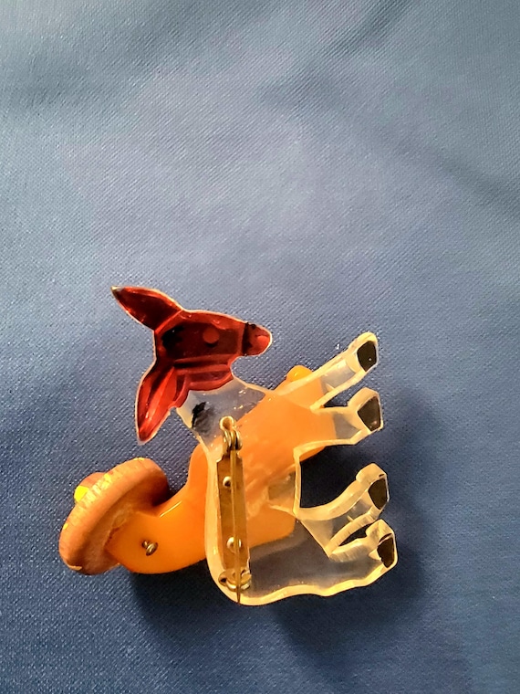 1940s Bakelite and Lucite Tribal Mask Brooch - Gem