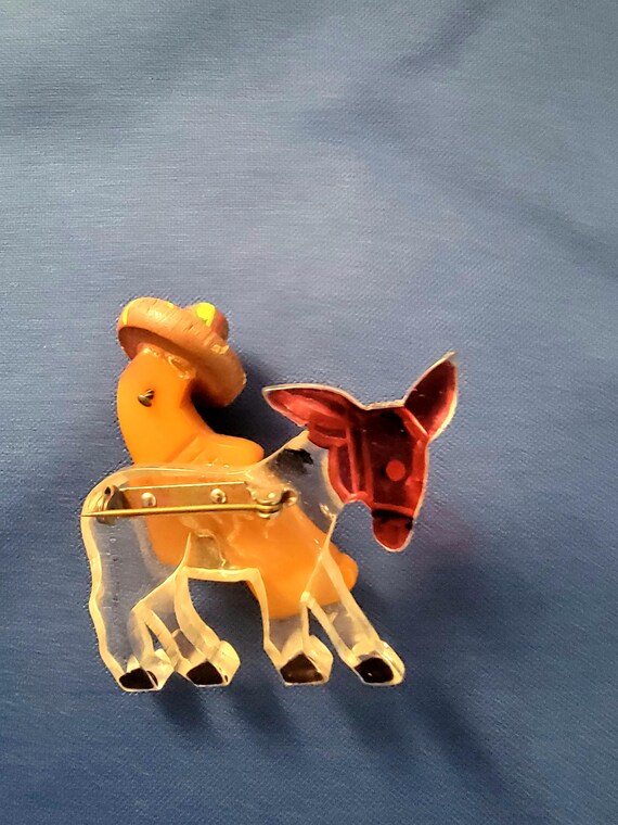 1940s Bakelite and Lucite Tribal Mask Brooch - Gem