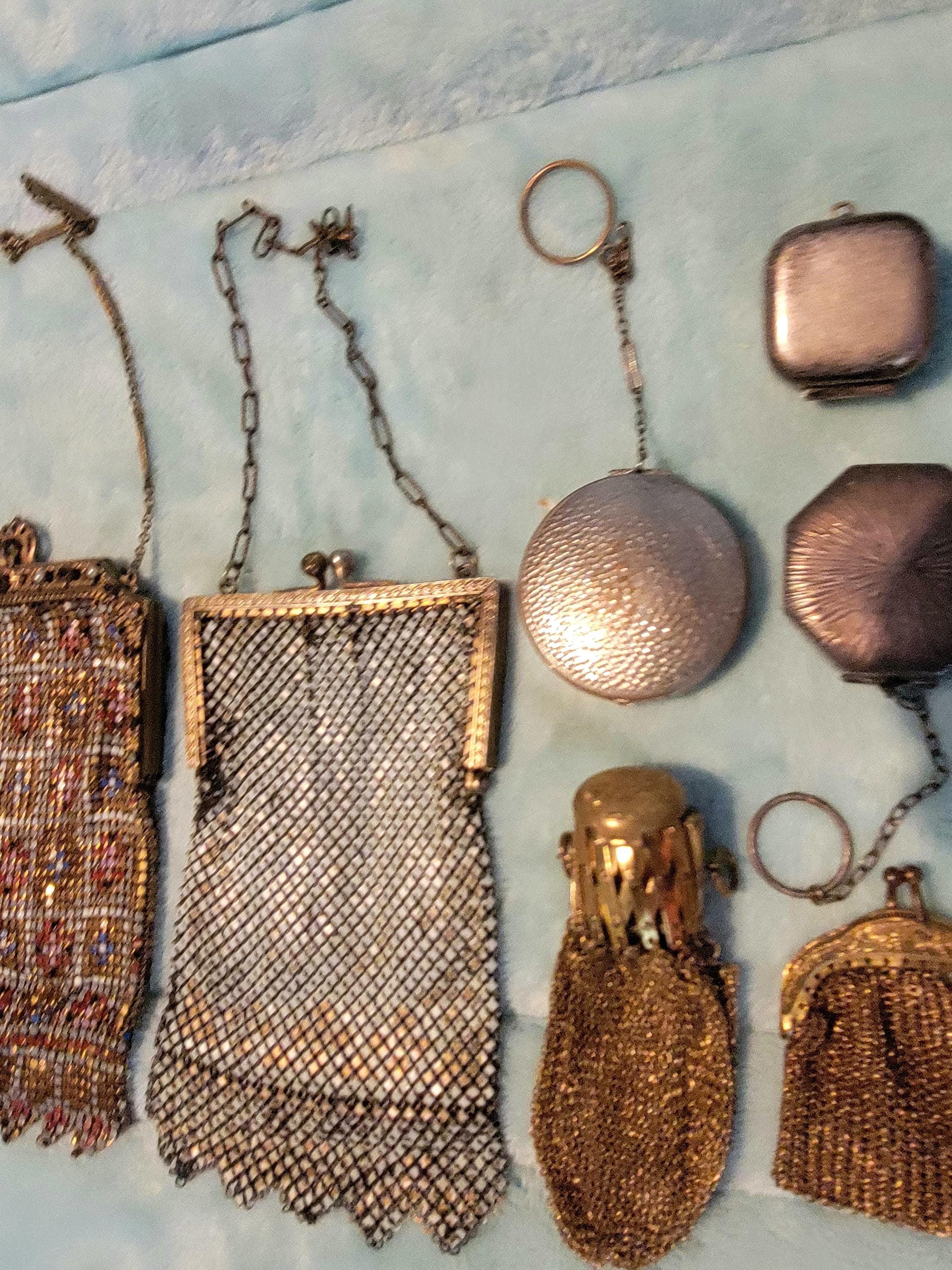 Collection of Vintage Mesh Bags and Compacts From the 1900s to the Art ...