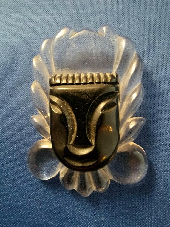 1940s Bakelite and Lucite Tribal Mask Brooch - Gem