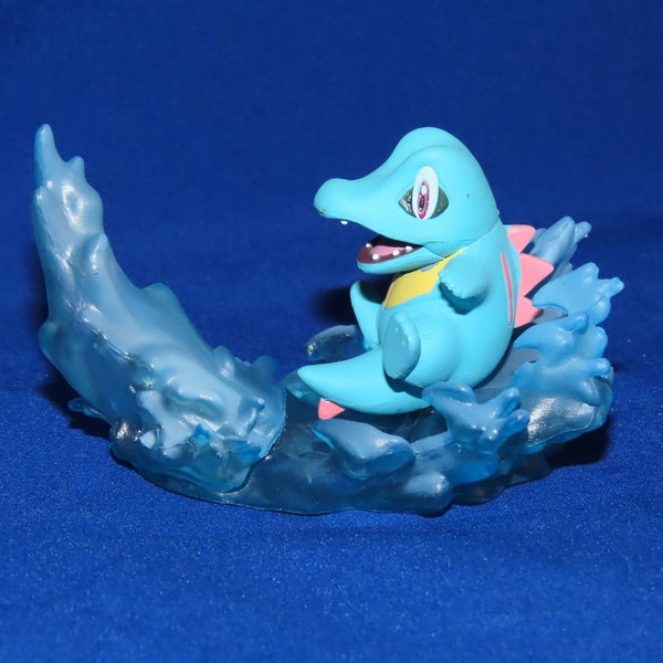 Totodile - Etsy