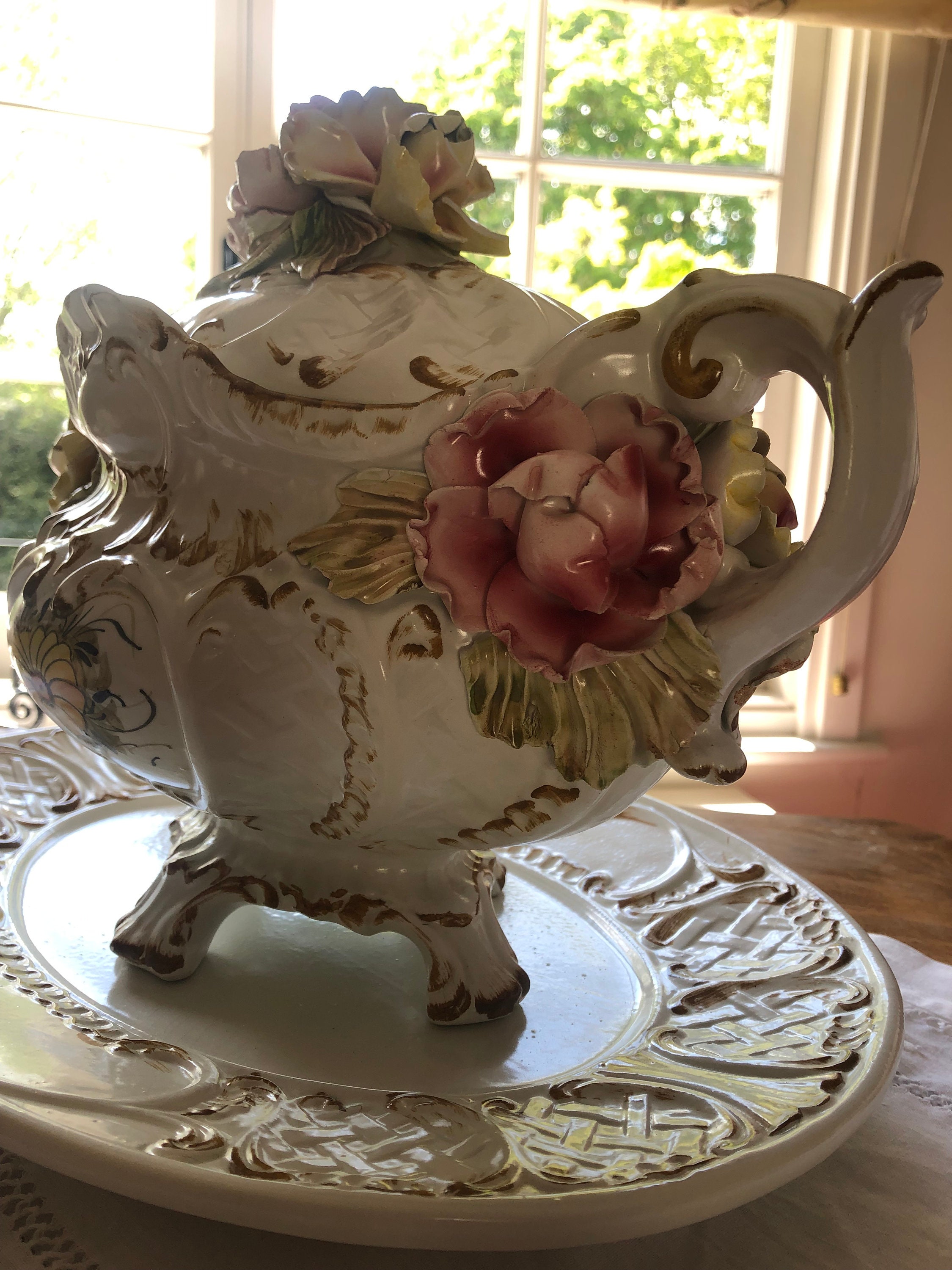 Vintage Capodimonte or Capodimonte Style Rococo Ceramic Floral Tureen ...
