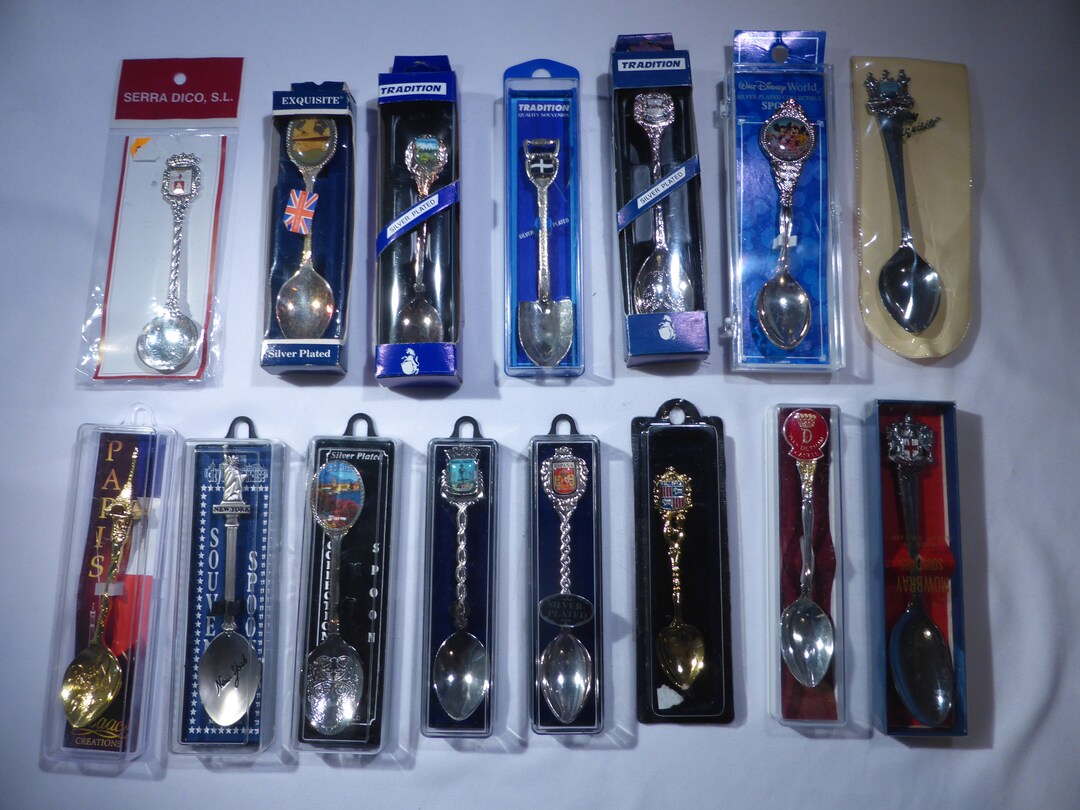 Collectors Spoons 15 Items Boxed Including Disneyqueen - Etsy