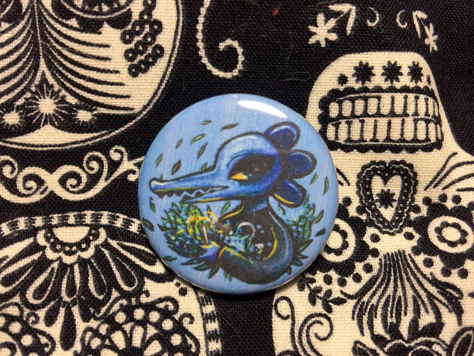 Mae and Bea Night in the Woods Buttons | Etsy