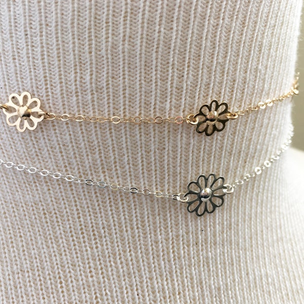 Flower Choker - Etsy