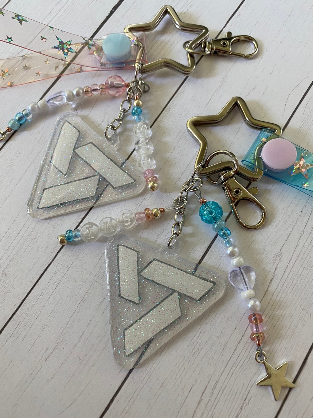 Seventeen KPOP Keychain - SVT Carat - Etsy