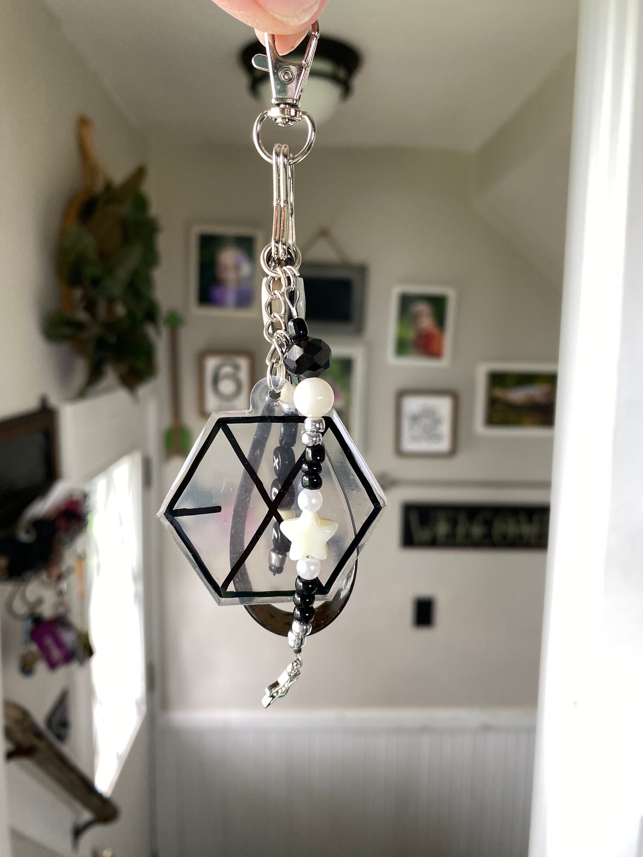 EXO Kpop Keychain - EXO-L - Etsy