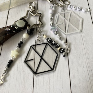 EXO Kpop Keychain - EXO-L - Etsy