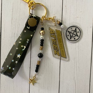 ATEEZ KPOP Keychain *various Colors* ATINY - Etsy