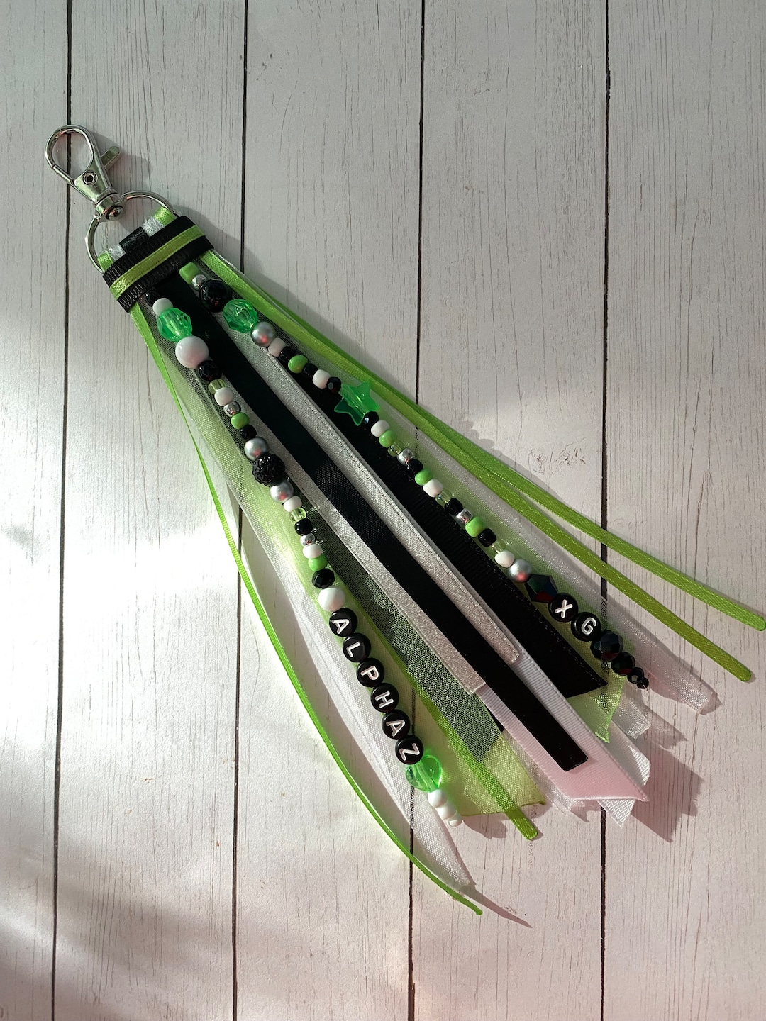 XG - Kpop Lightstick Tassel - ALPHAZ Tour Keychain Accessory - Etsy