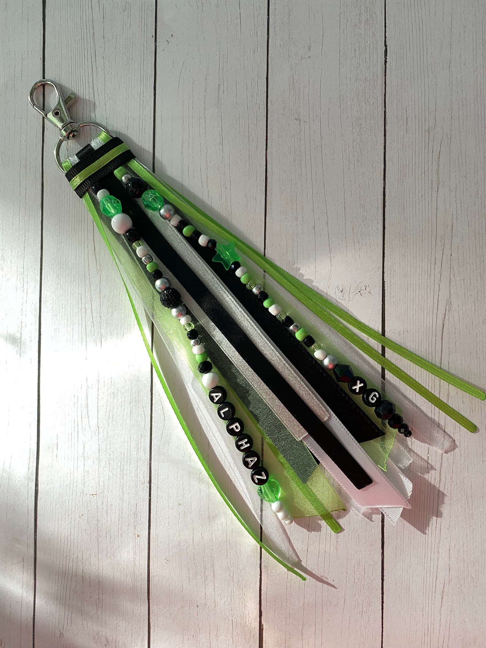 XG - Kpop Lightstick Tassel - ALPHAZ Tour Keychain Accessory - Etsy