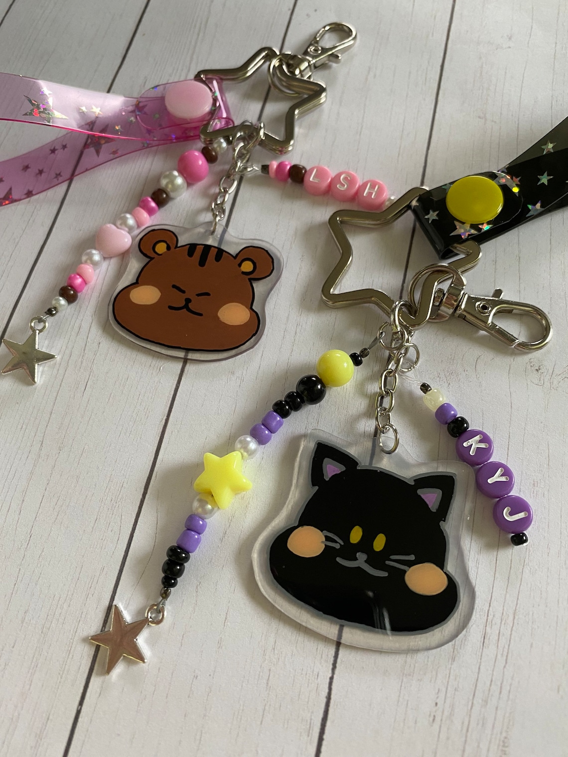 ONEUS Animal Character KPOP Keychains - Etsy