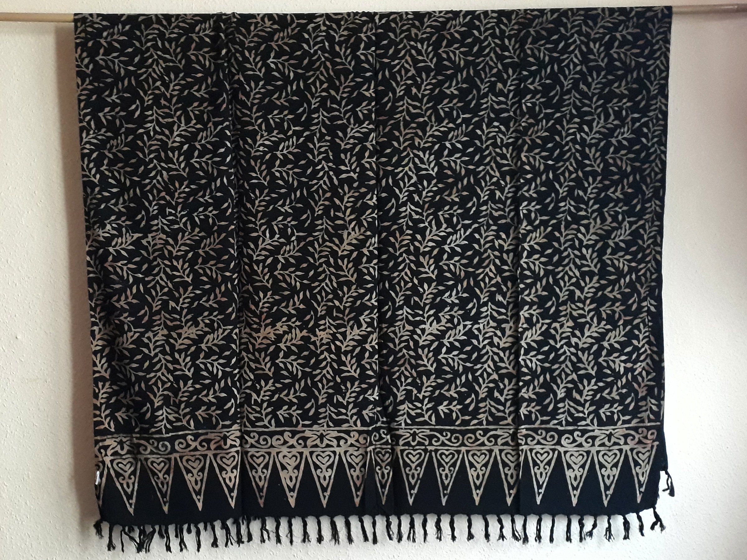 Gorgeous sarong in premium quality extra large black | Etsy