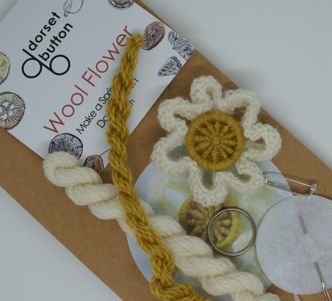 Dorset Button Spring Flower Brooch Kit - Etsy