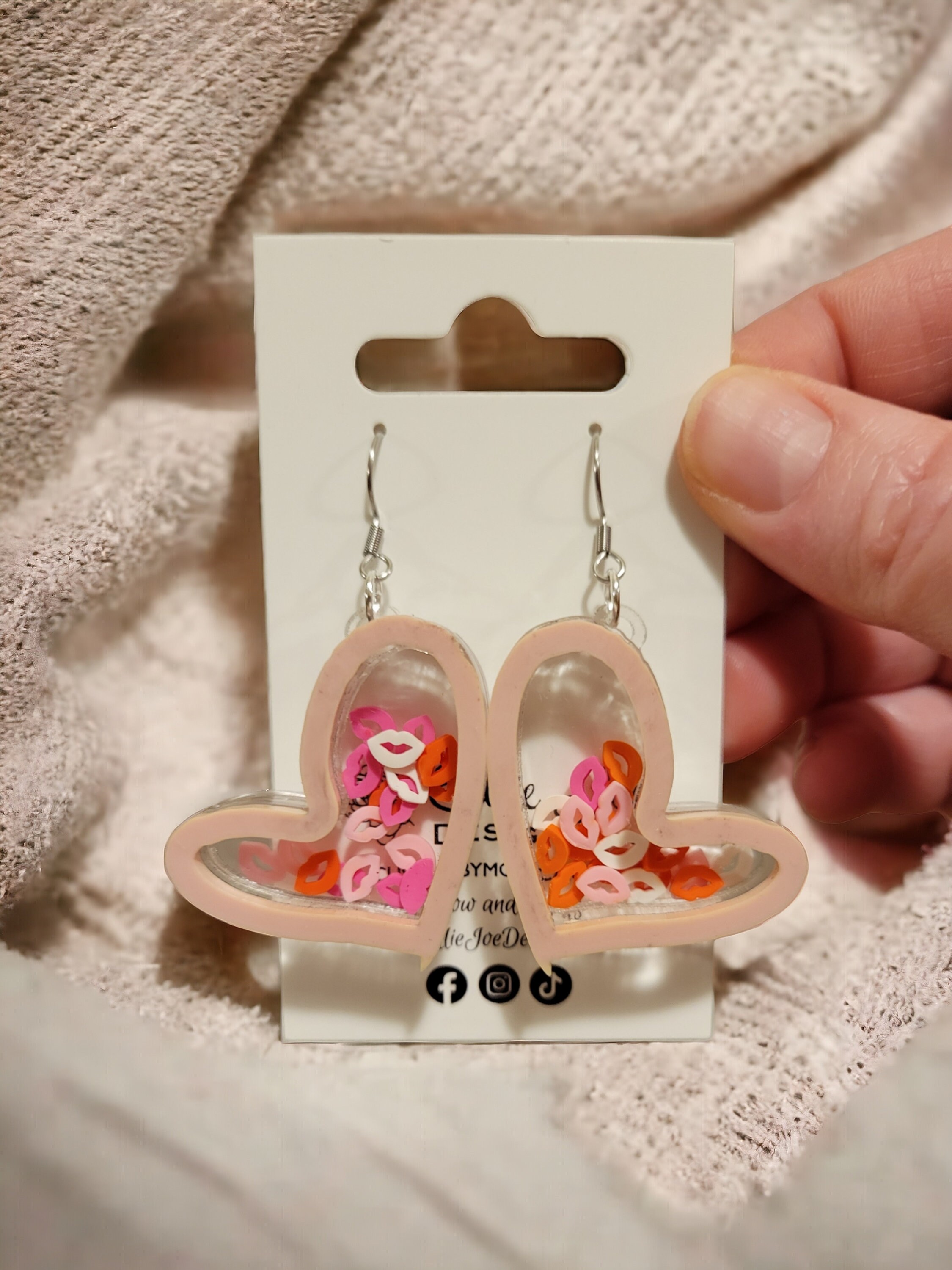 Layered Shaker Heart Earring SVG and PNG File Download, Acrylic Earring ...