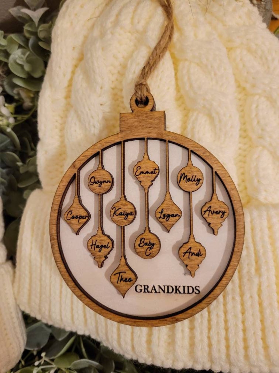 Custom 2-12 Name Christmas Ornament SVG and PNG Download, Large Family ...