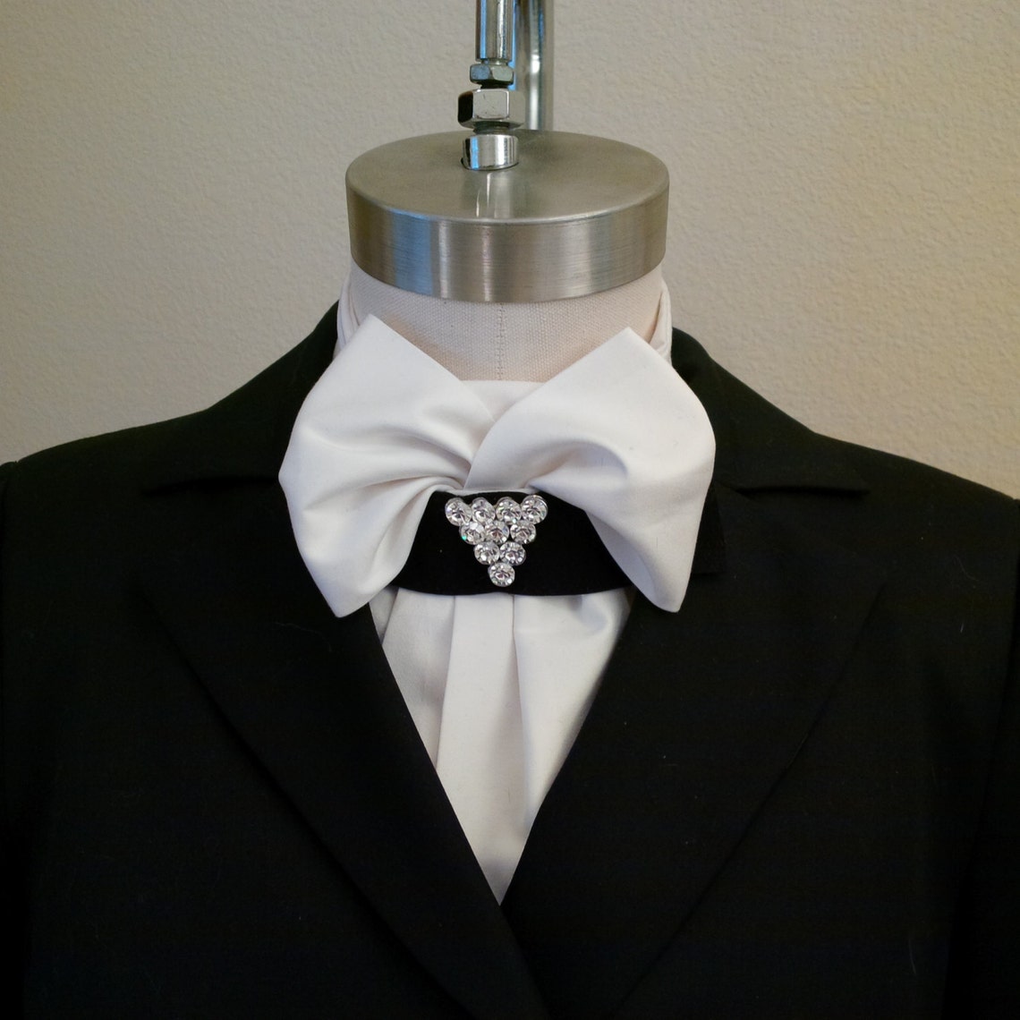 The ISABELL TOO - Show Hack Dressage Stock Tie Dickie With Black Cross ...