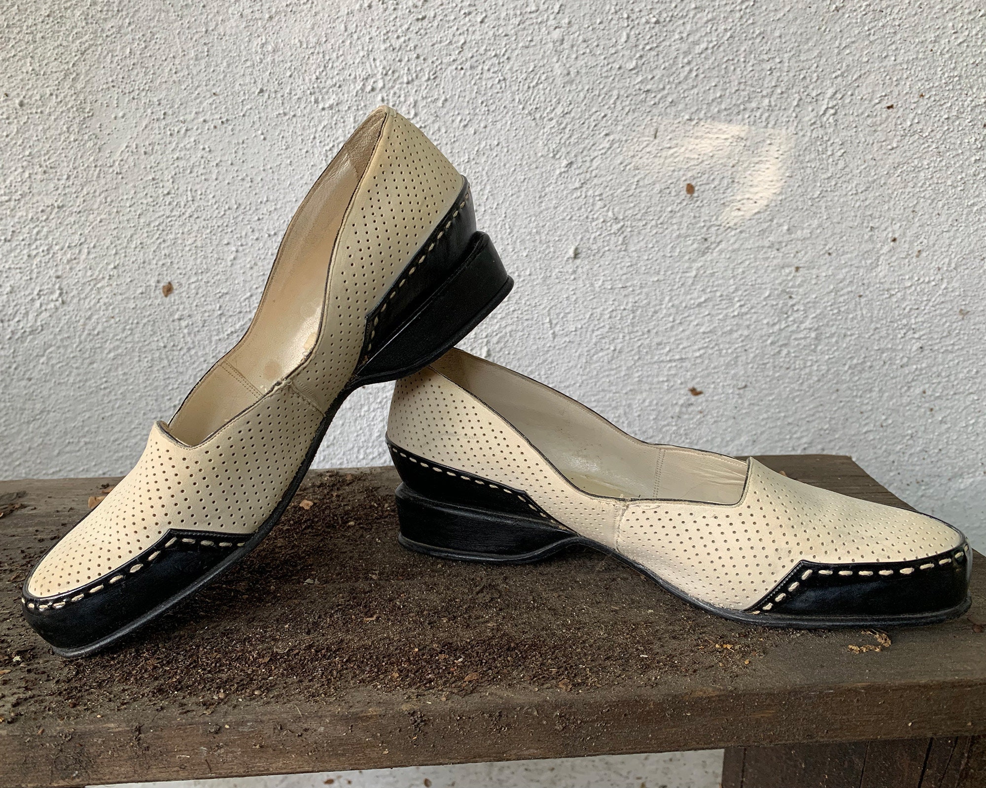 Vintage 1950s Black and Beige Leather Suede Spectator Shoes, 6 4E - Etsy