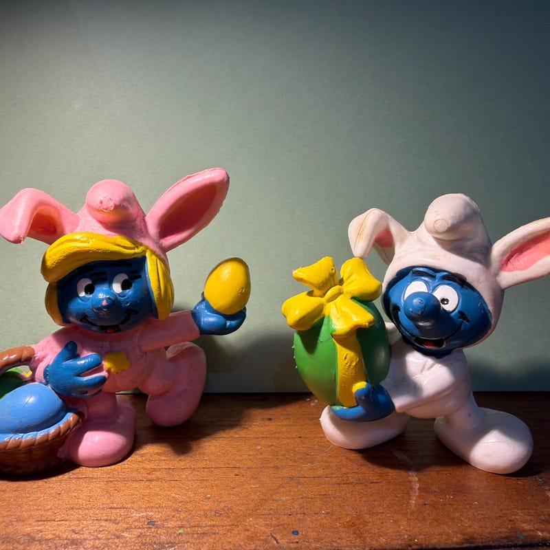 Easter Smurf - Etsy
