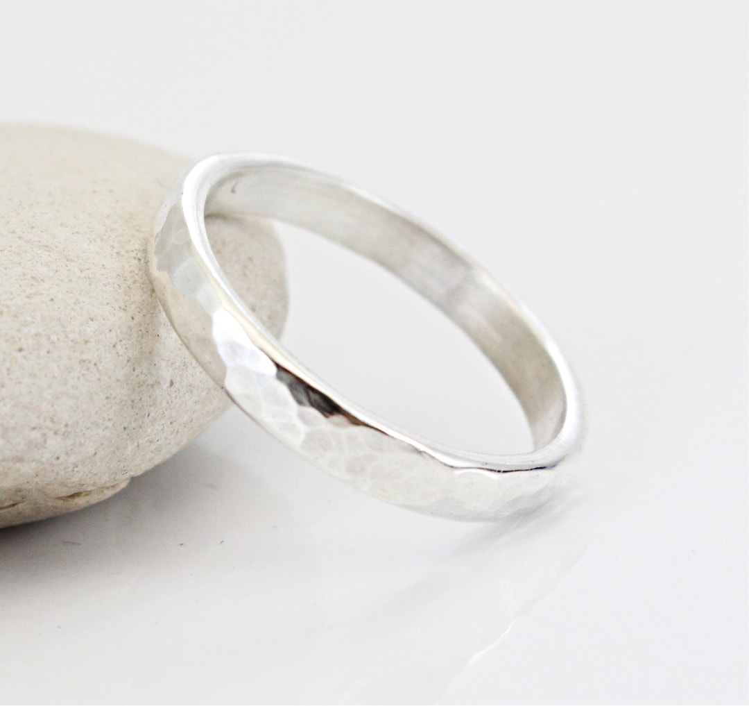 Thin Minimalist Ring -sterling Silver Wedding Ring - Hammered Band ...