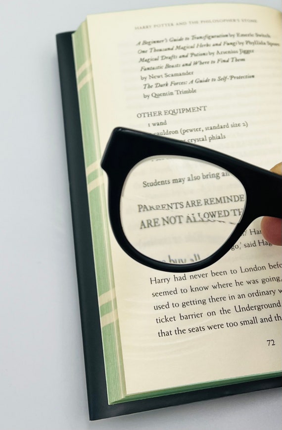 weird half frame monocle with original case - Gem