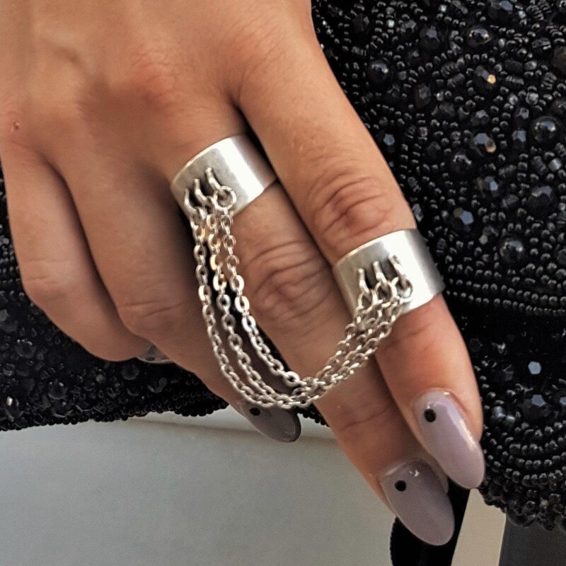 Connected Ring - Etsy