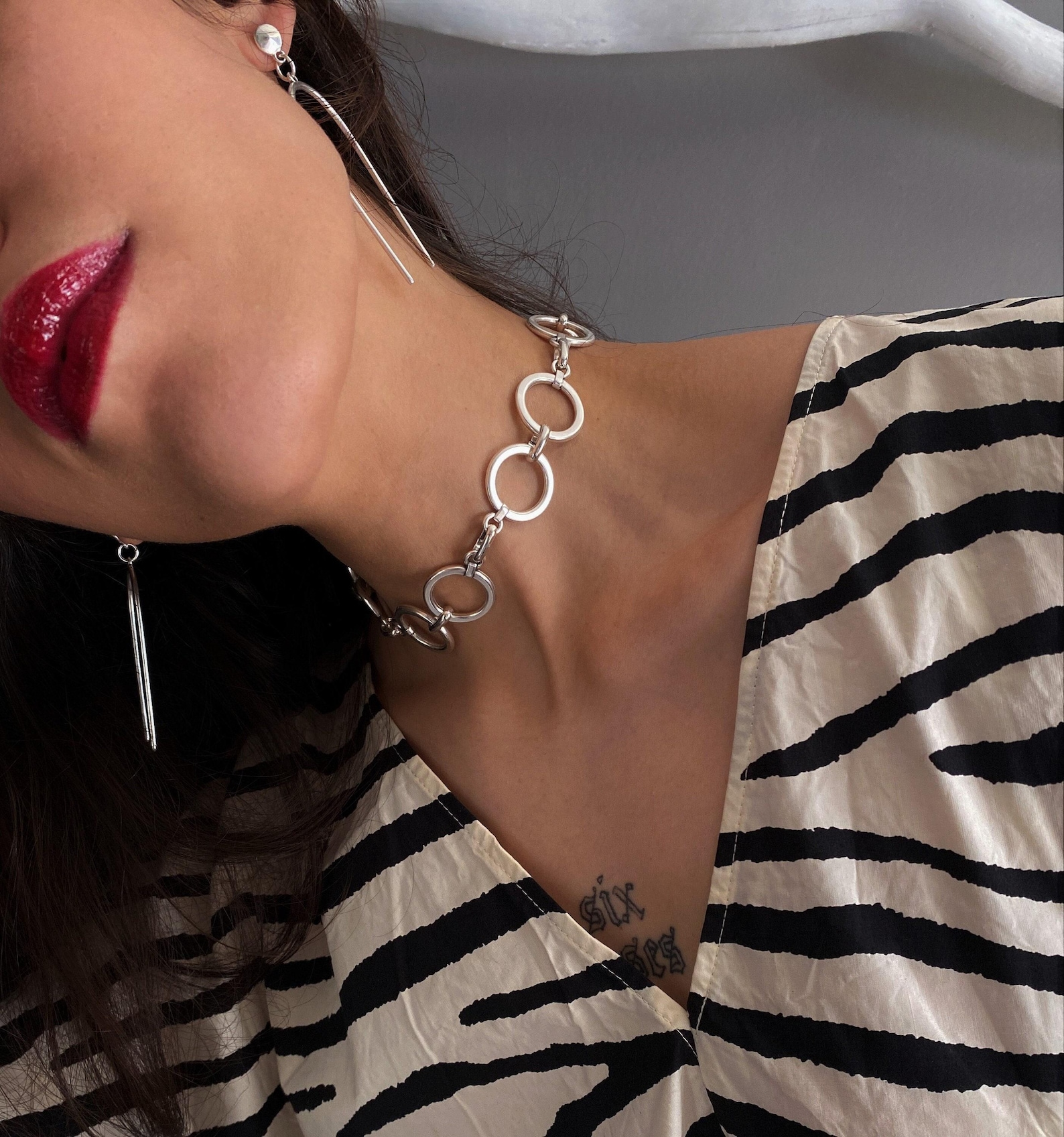 Luxurious Circles Adjustable Choker, O Rings Unique Chain Choker, Bold ...
