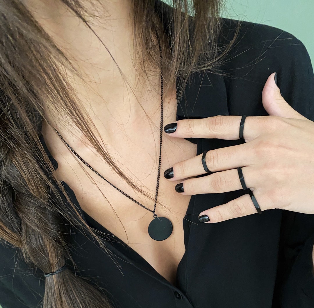 Black Oversized Coin Chain Necklace, Layering Modern Rock Black Round ...