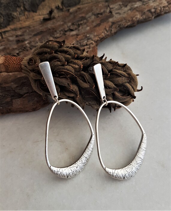 Wire frame silver long earrings abstract shaped hoop | Etsy