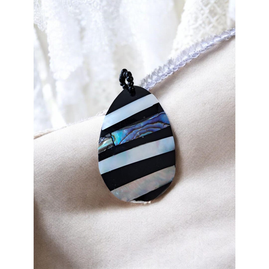Beachy Abalone and Mother of Pearl Oval Pendant. - Etsy